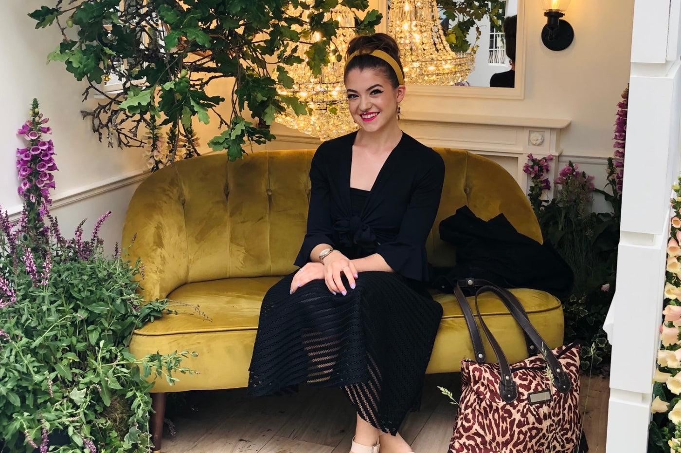 Meet The Team | Bella – AARVEN